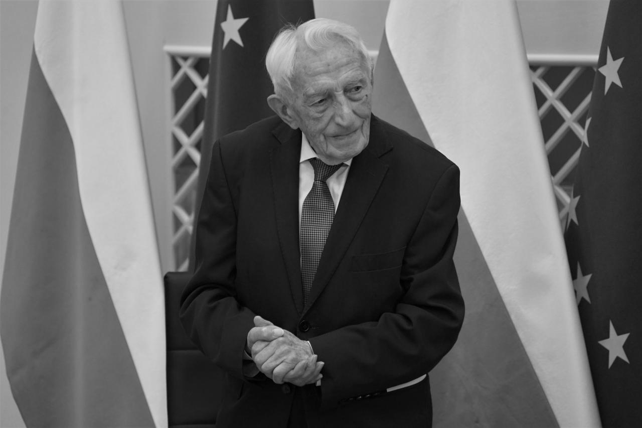 Zmarł major Zenon Wechmann. "Był nieustannym wzorem dla wielu pokoleń ...