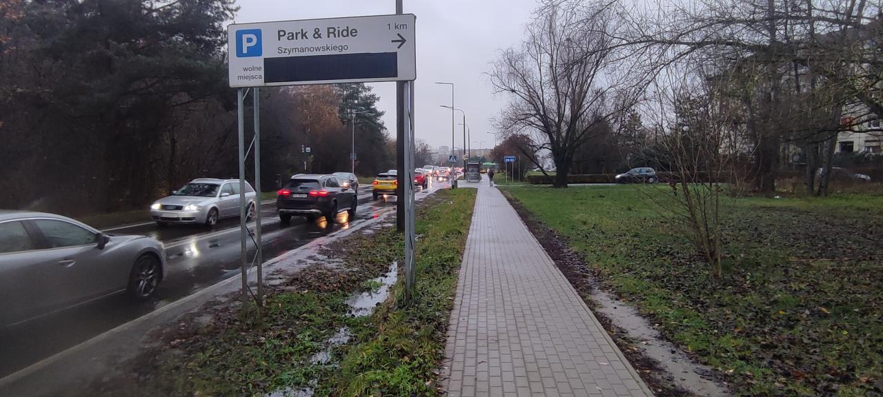 Nie działają tablice informujące o wolnych miejscach na parkingu Park ...